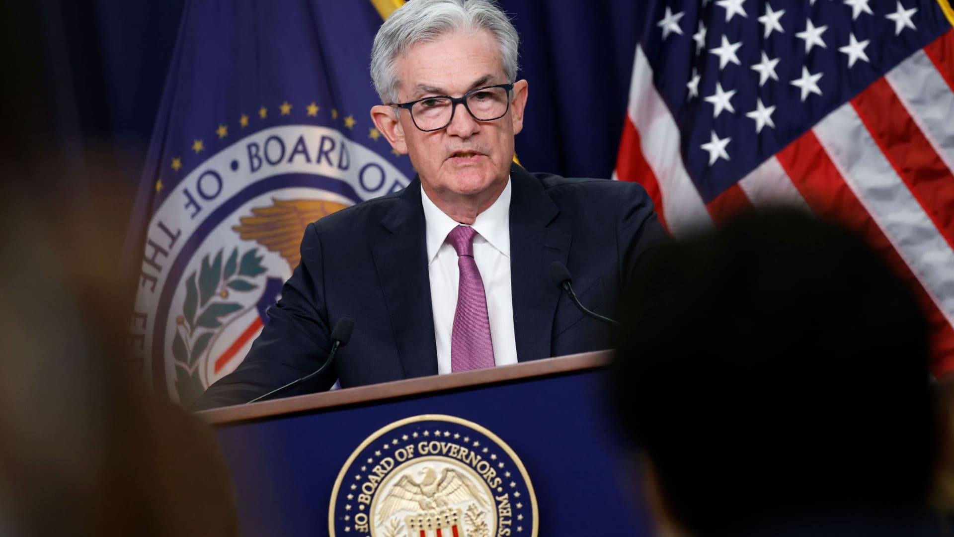 Fed hikes overnight bank-to-bank lending rates 75 basis points to 4% ...